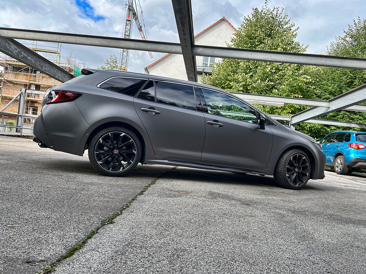 Toyota - www.folienlaux.de